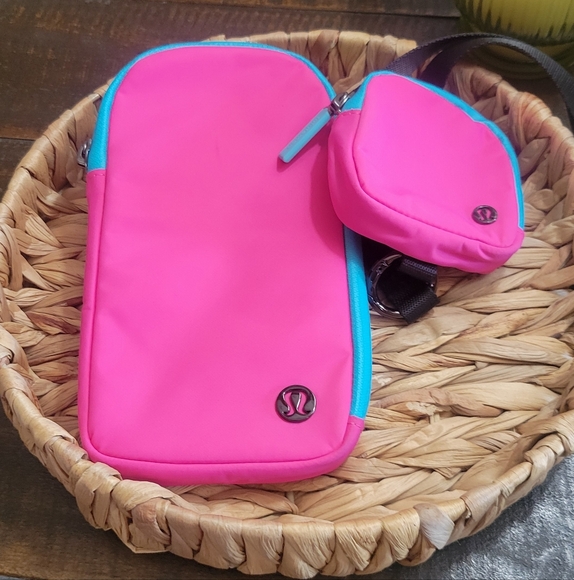lululemon athletica | Bags | Lululemon Modular Phone Crossbody Bag In ...